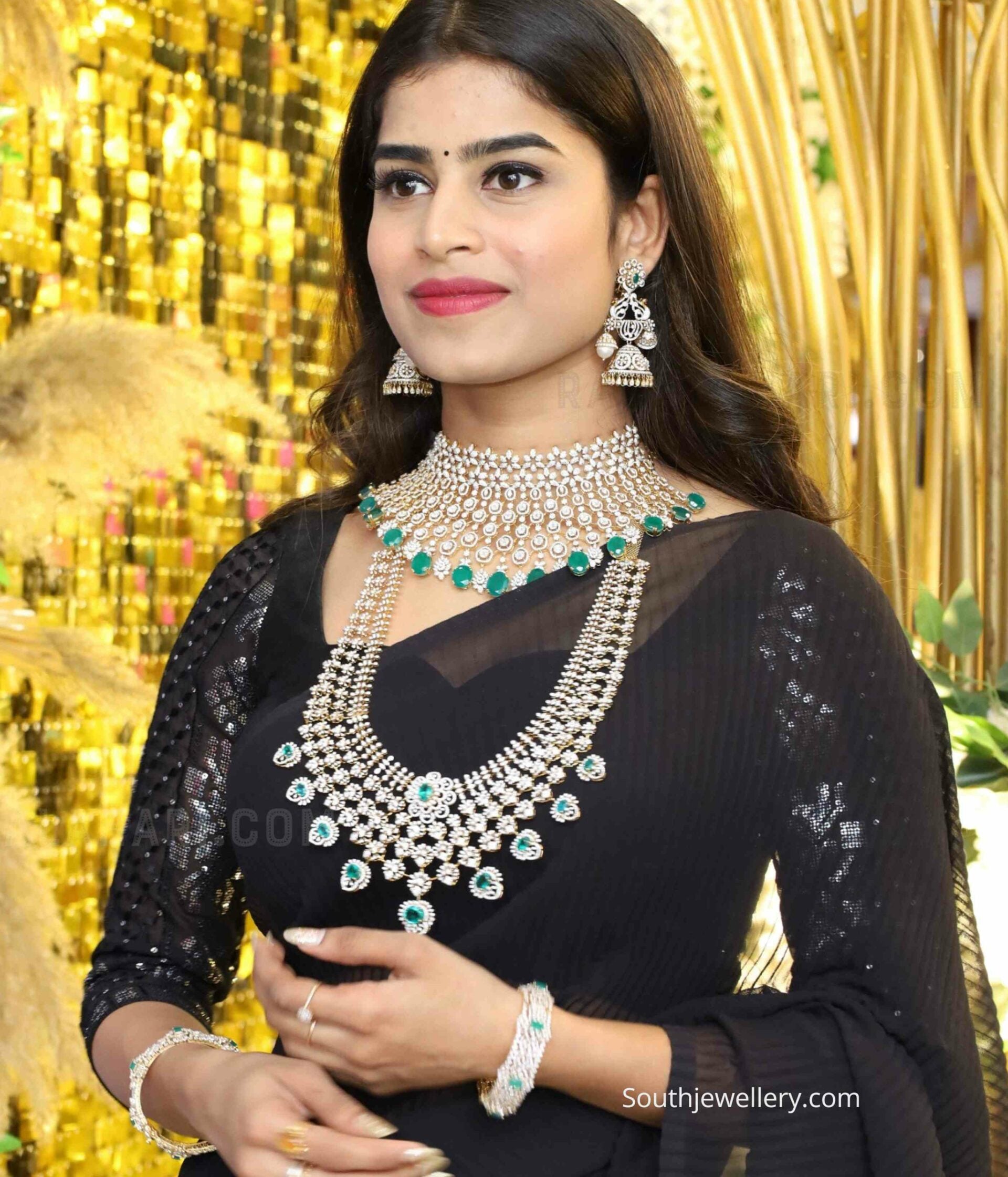 Bridal diamond jewellery set - Indian Jewellery Designs