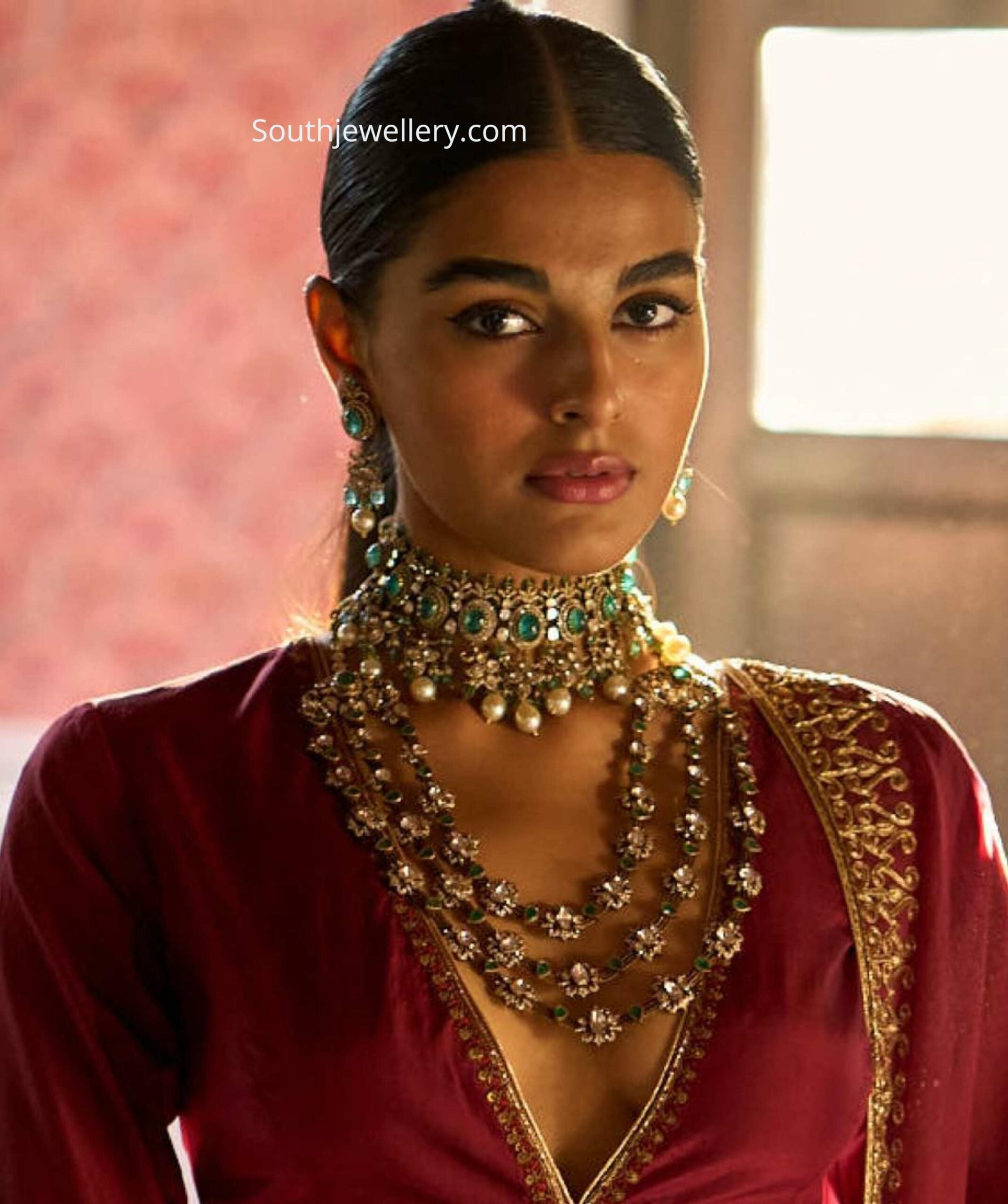 Polki emerald choker and layered polki haram - Indian Jewellery Designs